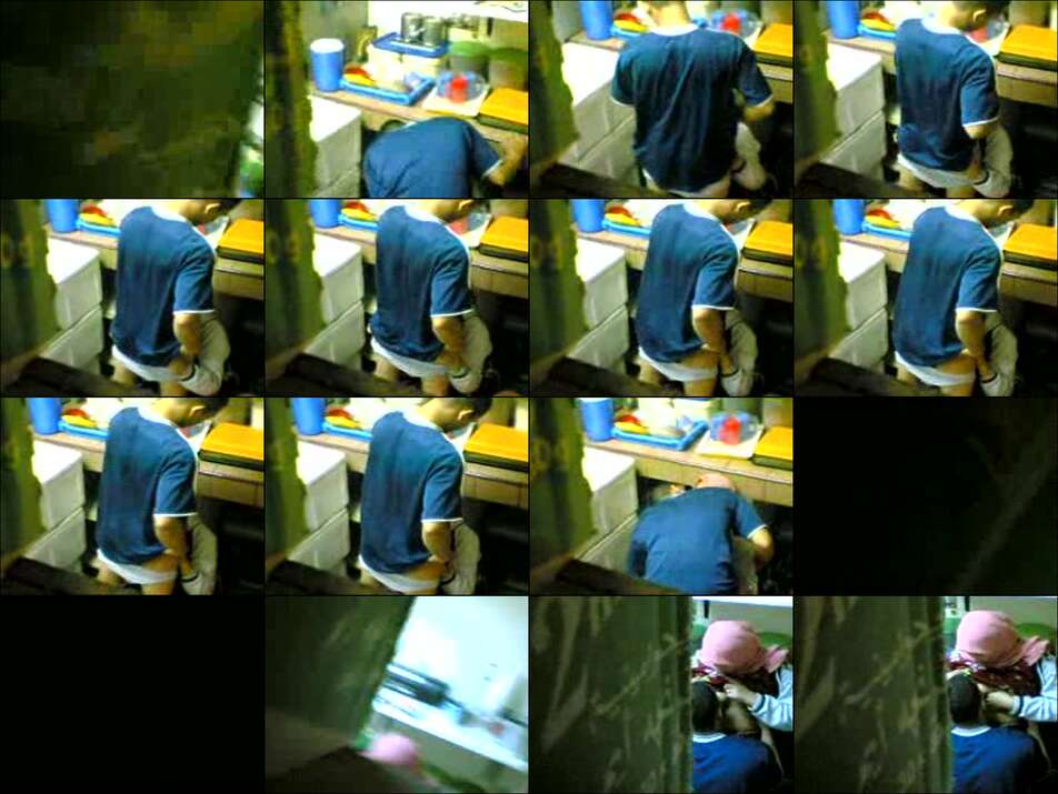 Video Bokep ABG Jilbab Ngentot di Dapur | KingBokep